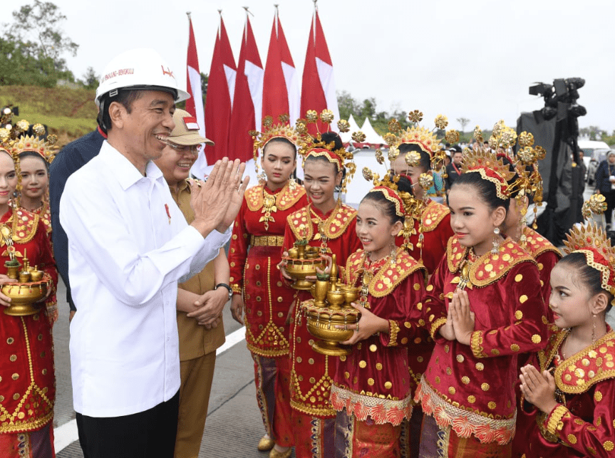 Pentingnya Utamakan Pendidikan Anak-Anak Indonesia - Monitor Network News