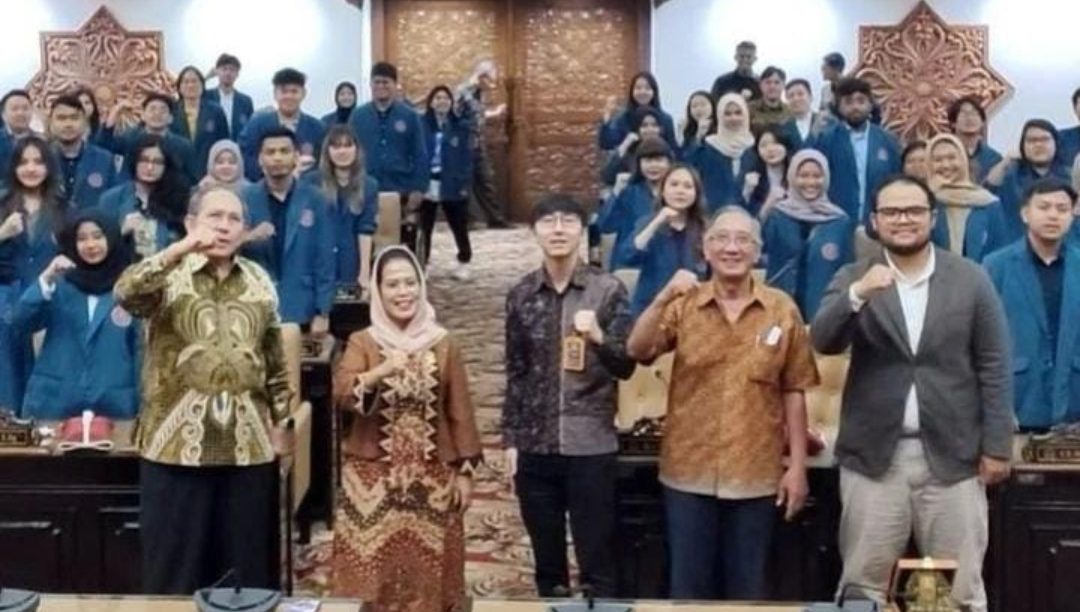Sri Untari: Mahasiswa Bisa Jadi Calon Wakil Rakyat Yang Bisa ...