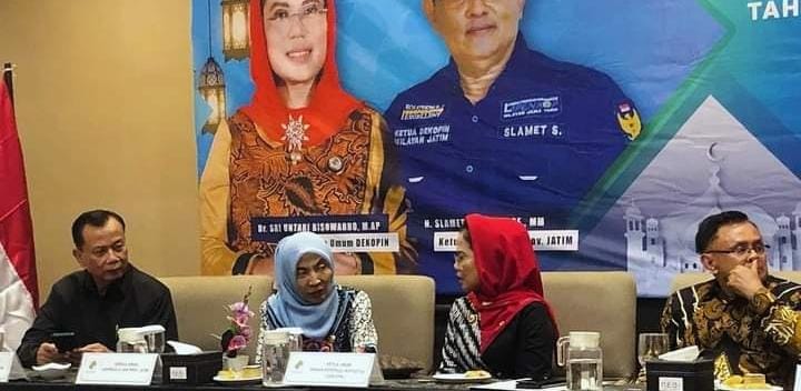 Sri Untari : Era Digitalisasi Dalam Pengelolaan Koperasi Menjadi ...